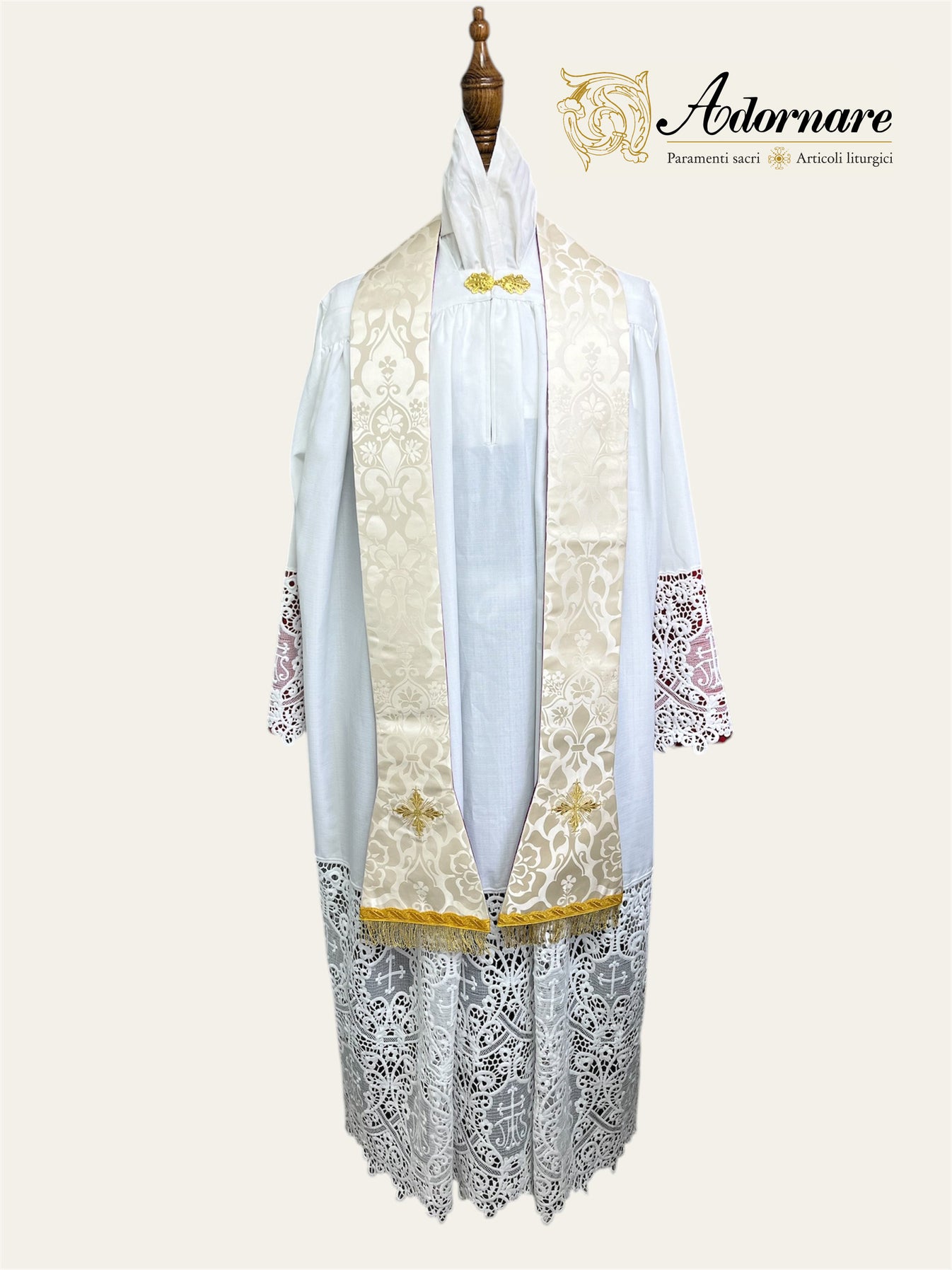 Roman Sacramental Stole, reversible, with machine embroidered crosses ...