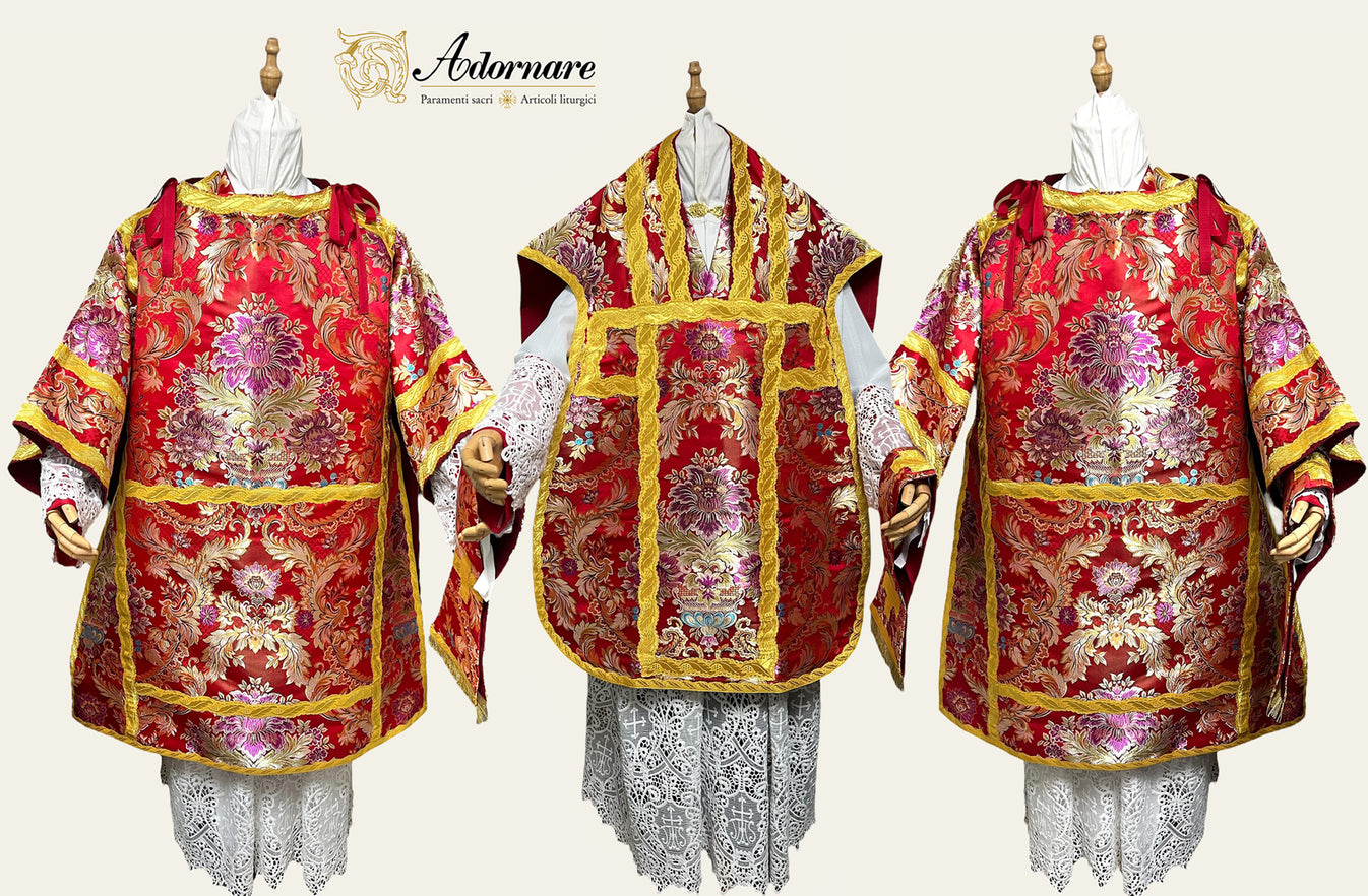 Italian Solemn Mass Set in brocade – Adornare Paramenti Sacri